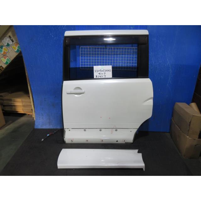 セレナ DBA-CC25 左リアドア カラー/ QX1 H210A-1GZHC 435495 : 230905000213400 : オート商会 - 通販 - Yahoo!ショッピング
