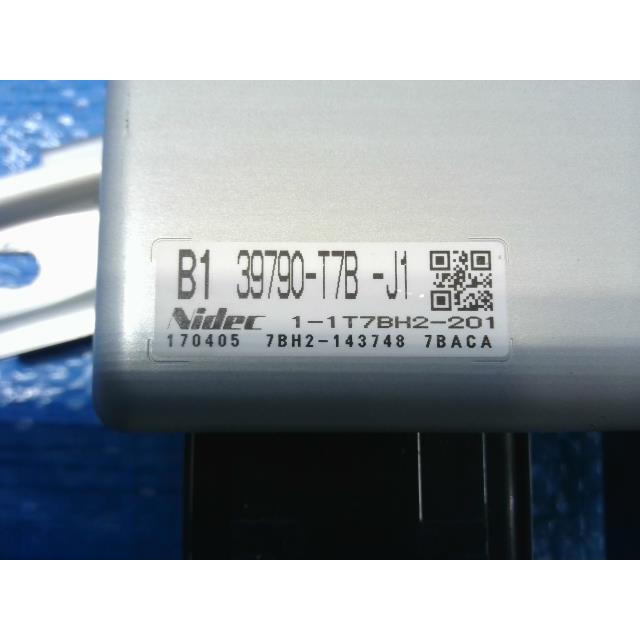 ヴェゼル DAA-RU3 「電動サーボブレーキユニット」 NH788P 39790-T7B-J1 436103 : 231026000569501 : オート商会 - 通販 - Yahoo ...