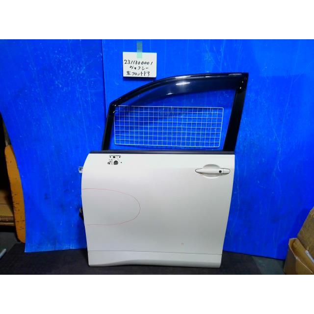 ヴォクシー DBA-ZRR70G 左フロントドア カラー/ 070 67002-28230 436674 : オート商会 - 通販 - Yahoo!ショッピング