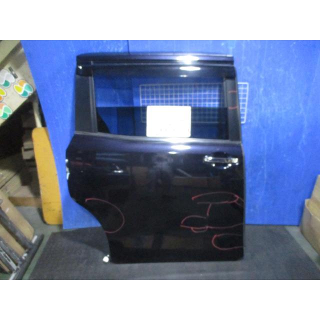 エスクァイア DAA-ZWR80G 右スライドドア カラー/ 220 67003-28650 438134 : オート商会 - 通販 - Yahoo!ショッピング