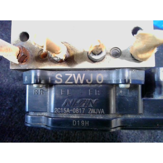 ステップワゴン DBA-RK5 ABSユニット NH624P 57110-SZW-J02 439920 : 240806000142500 : オート商会 - 通販 - Yahoo!ショッピング