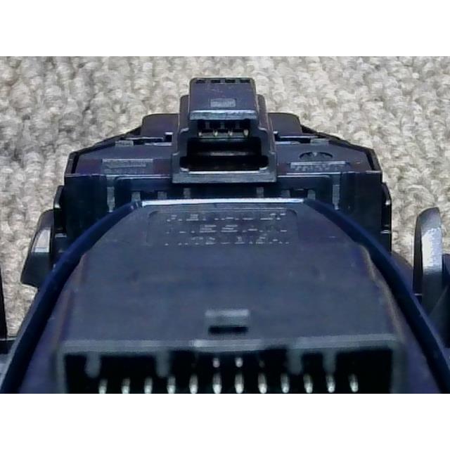 ノート 6AA-E13 パワーウインドウスイッチ NBZ 25401-6XJ0A 441299 : オート商会 - 通販 - Yahoo!ショッピング