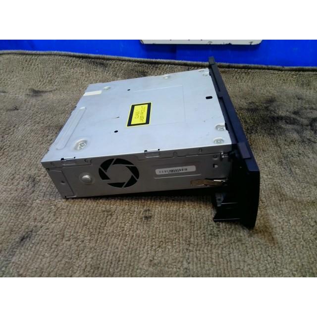 アウディ A4 DBA-8KCDN オーディオ LZ9Y 442576 : オート商会 - 通販 - Yahoo!ショッピング