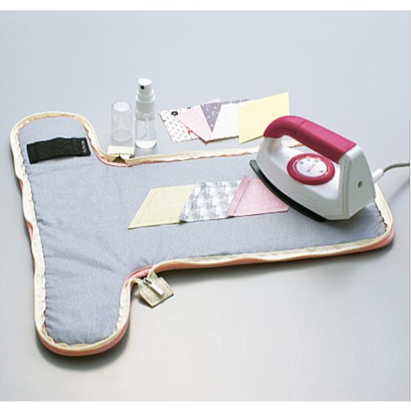【クロバーCLOVER 57-909】 パッチワークアイロン用ケース＆マット【取寄せ品】【C3-8-111-1】U-NG : アベイル ...