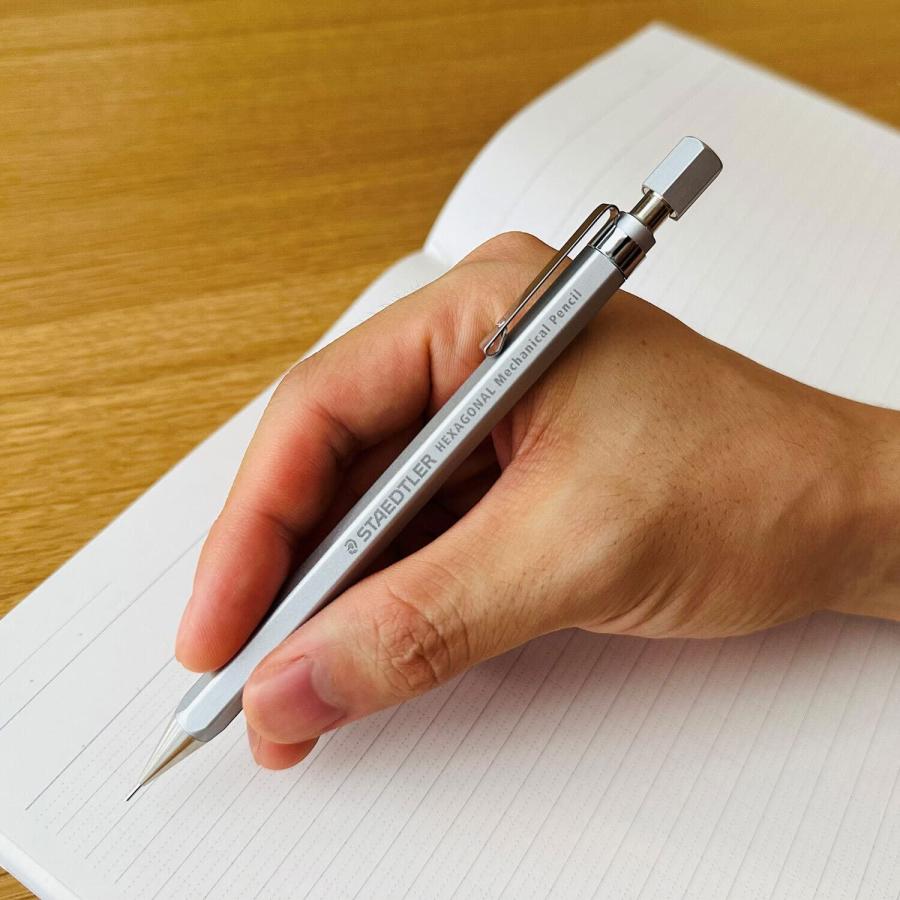 STAEDTLER ヘキサゴナル シャープペンシル シルキーシルバー 925 77-05S 送料無料 : AZESTショップ - 通販 - Yahoo!ショッピング