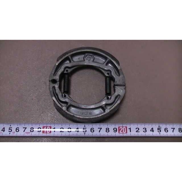 レッツ4 CA41A-xxx の リアブレーキシュー *1352696289 中古 : バイクパーツCITY - 通販 - Yahoo!ショッピング