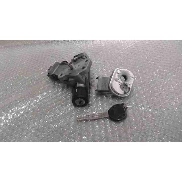 トゥデイ FI AF67-1506xxx の キーセット *1704854509 中古 : 1704854509-20240109 : バイクパーツCITY - 通販 - Yahoo!ショッピング