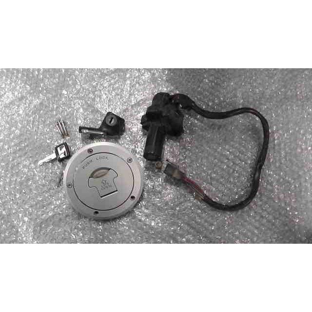 CBR750 スーパーエアロ RC27-1002xxx の キーセット *1740709343 中古 : バイクパーツCITY - 通販 ...