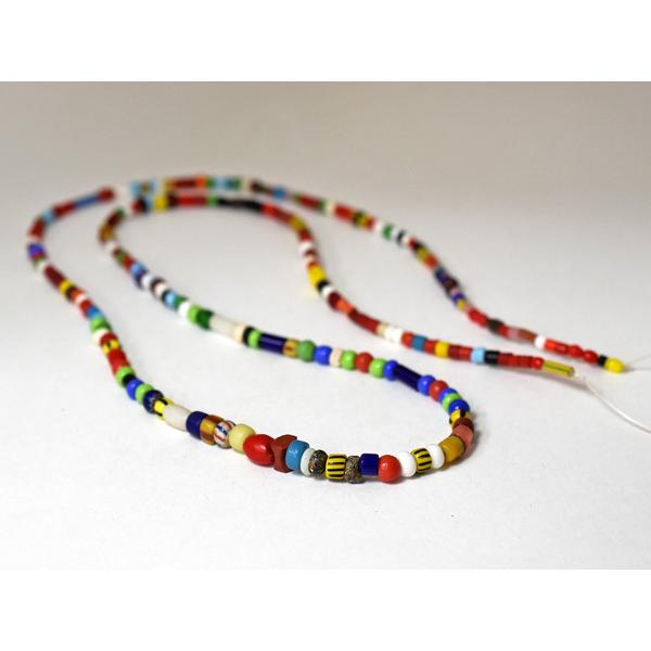 わくわく とんぼ玉★クリスマス中小粒ビーズ一連セミロング トンボ玉 蜻蛉玉 アンティークビーズ【2110】【J21001】 :J21001 ...