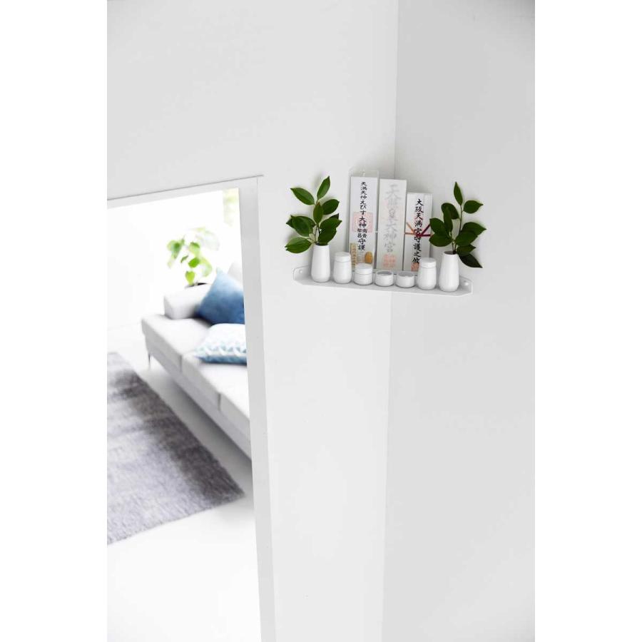 tower モダン神棚 山崎実業 正規品 タワー ウォールコーナー神棚 石こうボード壁対応 洋風 おしゃれ 神棚 1399 ホワイト : BACK - 通販 - Yahoo!ショッピング
