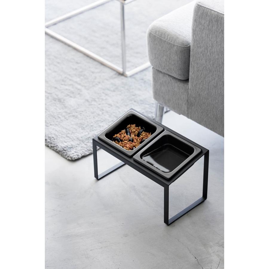 tower ペットフードボウル 山崎実業 正規品 タワー 早食い防止ペットフードボウルスタンドセット 斜めハイタイプ ペット用品 ペットグッズ 10242 ブラック : BACK - 通販 ...