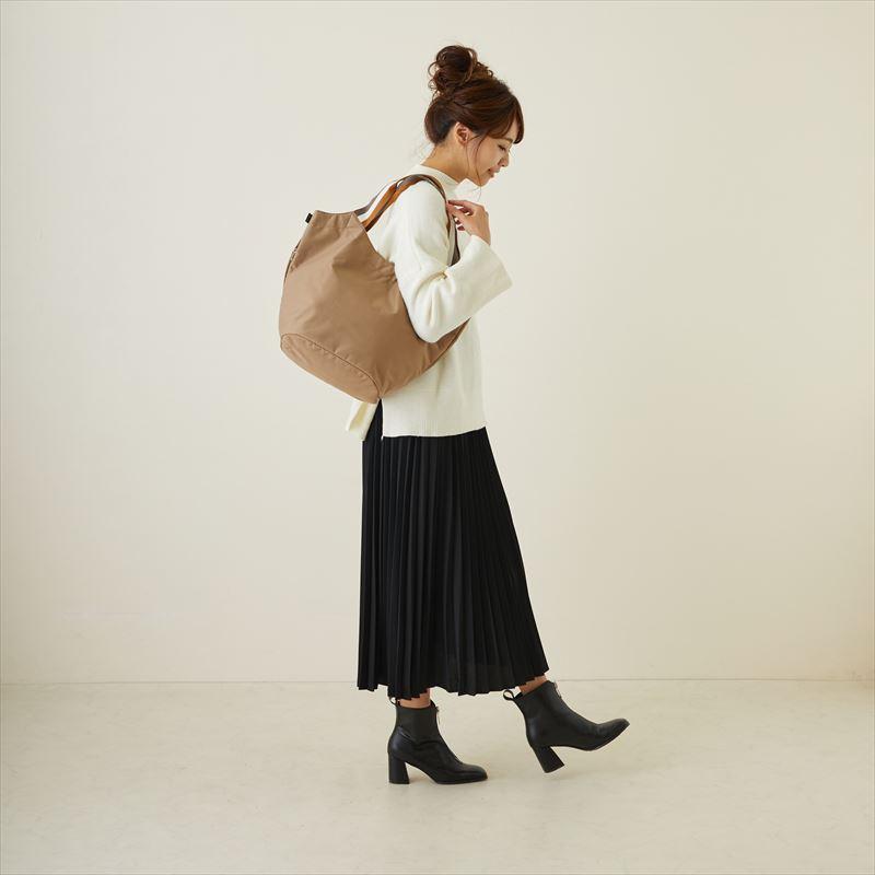 ルートート トートバッグ ROOTOTE 1362 通販 トート レディース 大きめ 軽量 軽い 自立 通勤 通学 大容量 A4 肩掛け マチあり マチ広 ナイロン 光沢 ...