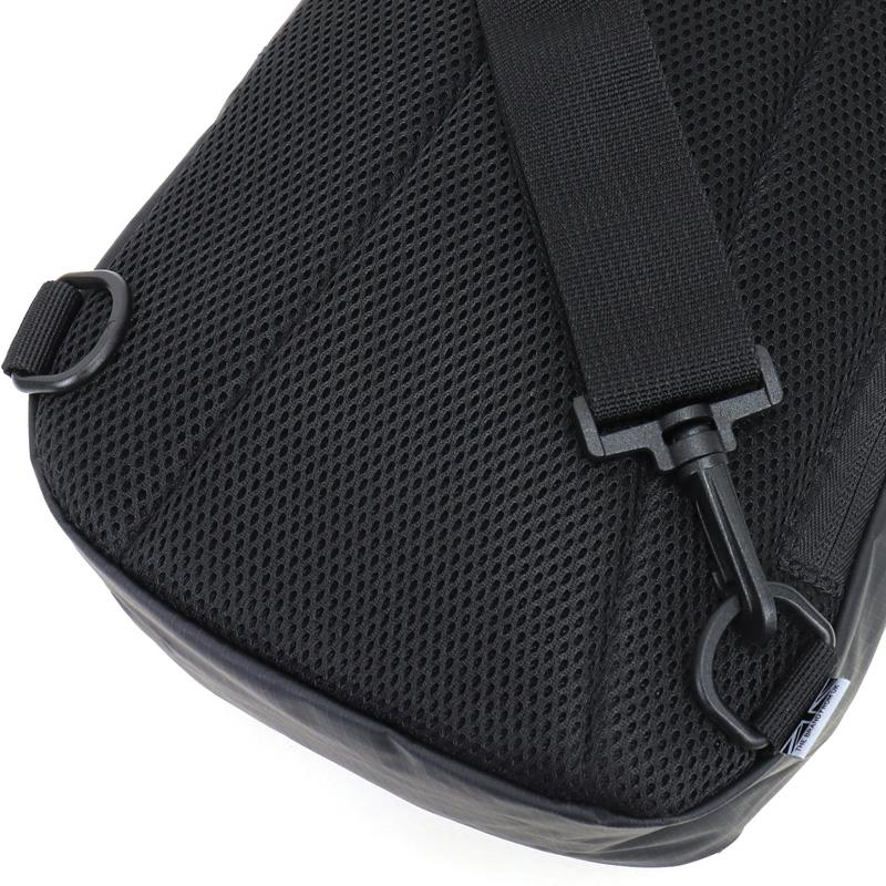 MICHAEL LINNELL マイケルリンネル A.R.M.S アームズ ボディバッグ ワンショルダーバッグ 斜め掛けバッグ 8L B5 ...