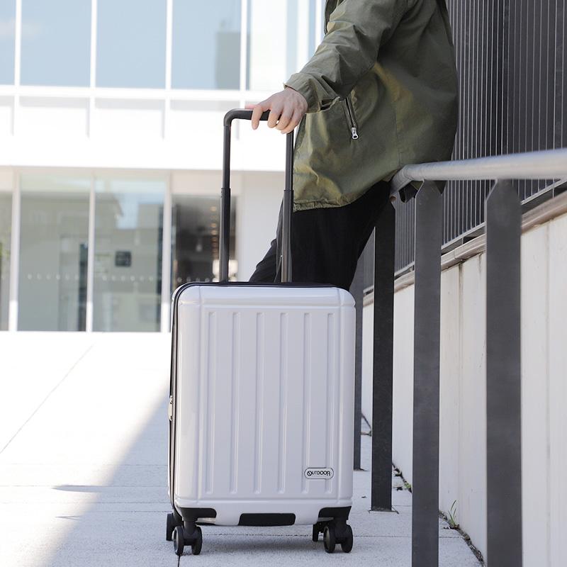 OUTDOOR PRODUCTS（アウトドアプロダクツ） スーツケース キャリーケース 38L〜47L 1〜3泊 4輪 TSAロック 拡張 ...