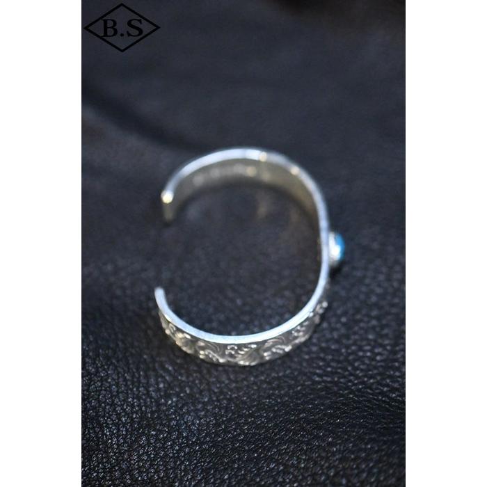 FIRST ARROW's ファーストアローズ FIRST-ARROW's BR-CUS-002 ターコイズ付 平打ち12mmカラ草彫りバングル シルバー Mサイズ ...