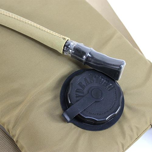 MILITARY HYDRASTORM ハイドレーション 米軍放出品 【中古】 : BASE CAMP ISOGAMI - 通販 ...