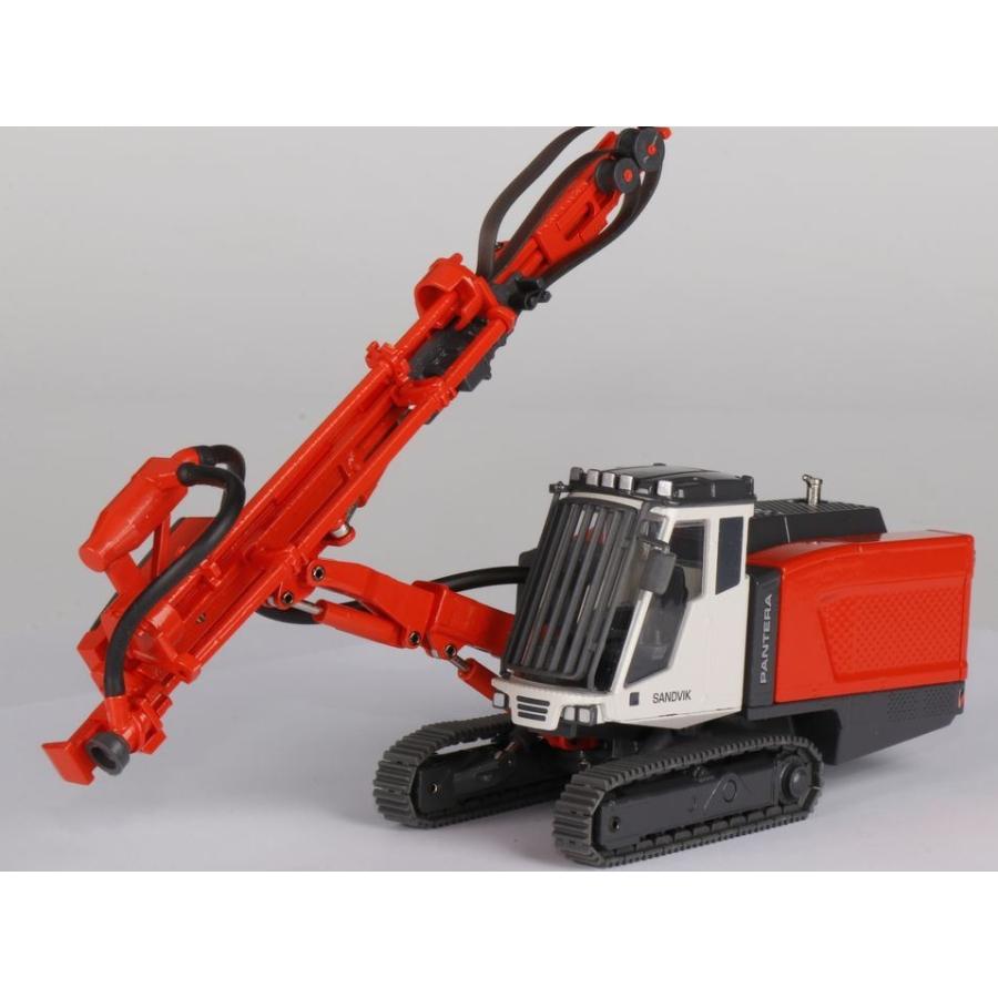 【予約】11月以降発売予定Sandvik Pantera DP1500 Surface top-hole hammer drill rig掘削 ...