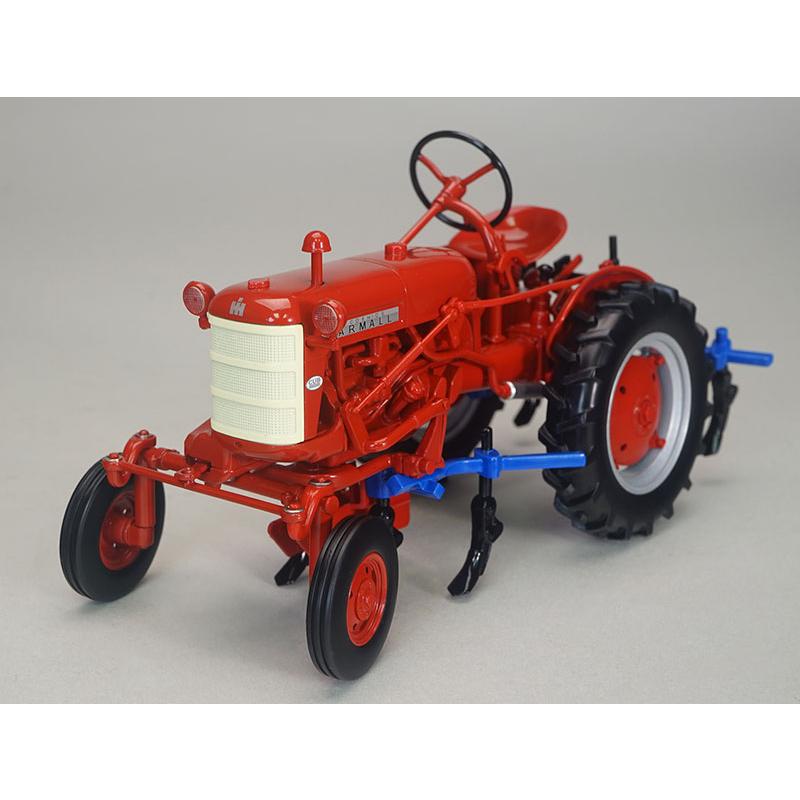 Farmall 560 Cub Tractor with Cultivator /SPEC-CAST 1/16 ミニチュア トラック 建設機械模型 工事車両 : バスクホビー - 通販 ...