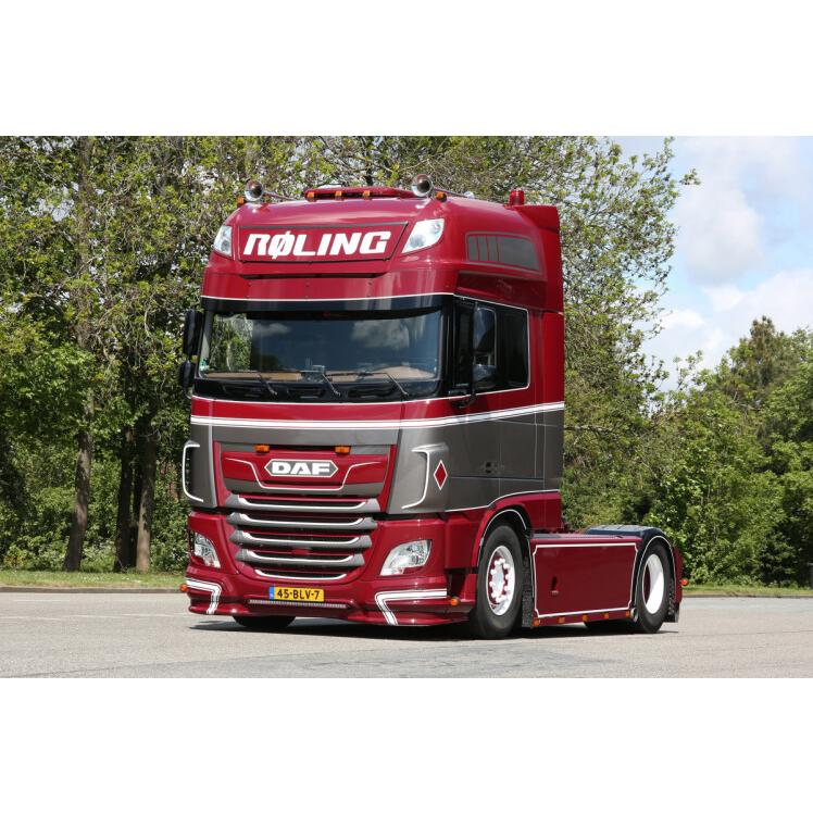 【予約】2021年1月-3月以降発売予定Roling DAF XF トレーラー 3軸 40フィートコンテナ/WSI 1/50 建設機械 ...
