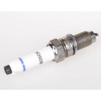 フォルクスワーゲン（Volkswagen） VW UP スパークプラグ 3本セット 04C905616A 04C905616D 純正品 ...
