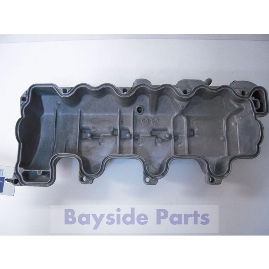 Mercedes-Benz ベンツ タペットカバー ヘッドカバー エンジンバルブカバー 右側 1120100430 純正品 : Bay ...