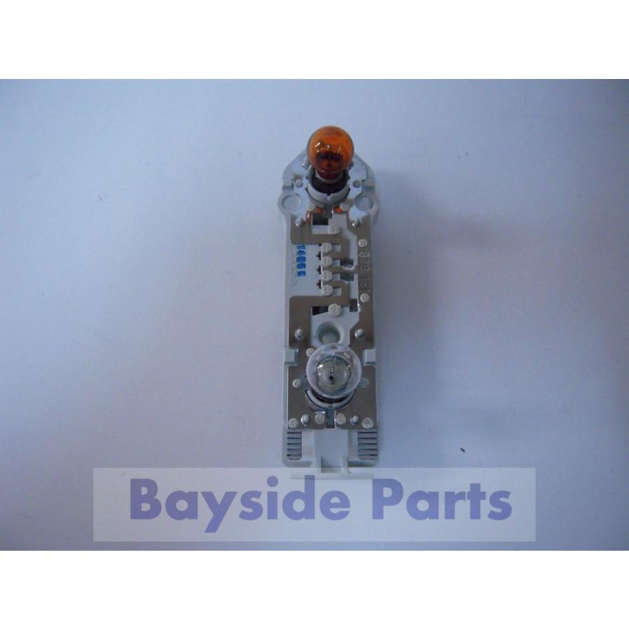Mercedes-Benz ベンツ 純正 テールランプバルブホルダー W211 2118200577 : Bay side parts ...