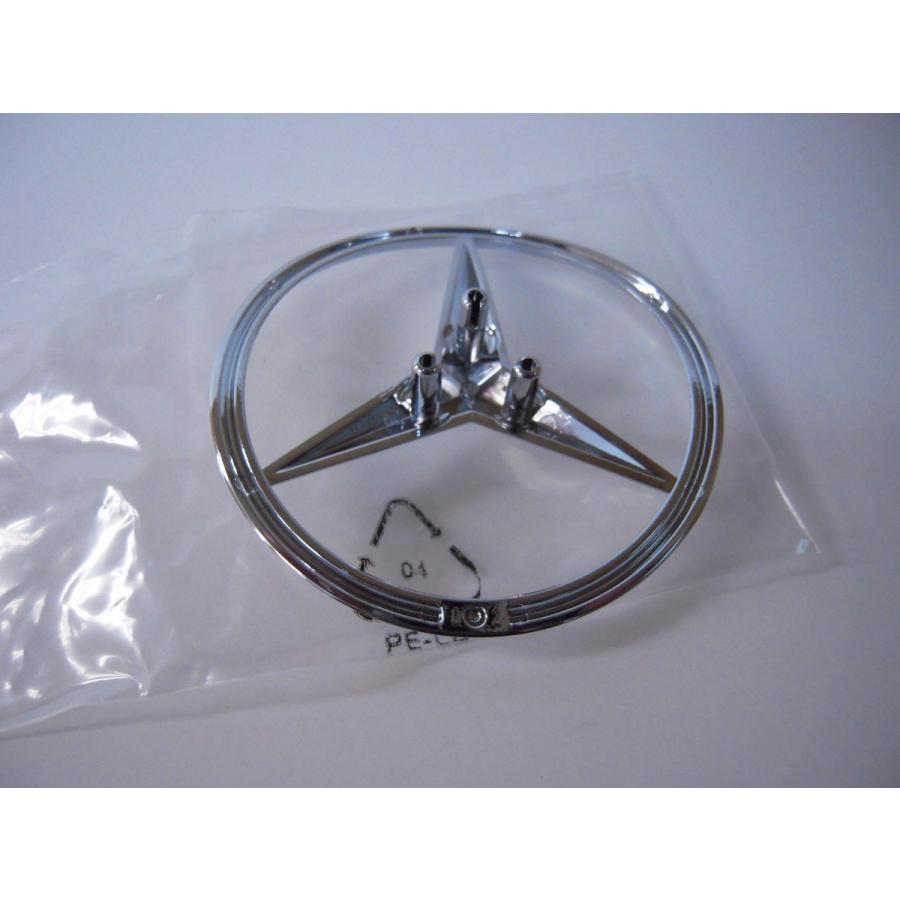 Mercedes-Benz 純正 ベンツ CLS リアエンブレム メルセデススター 2197580058 : Bay side parts ...