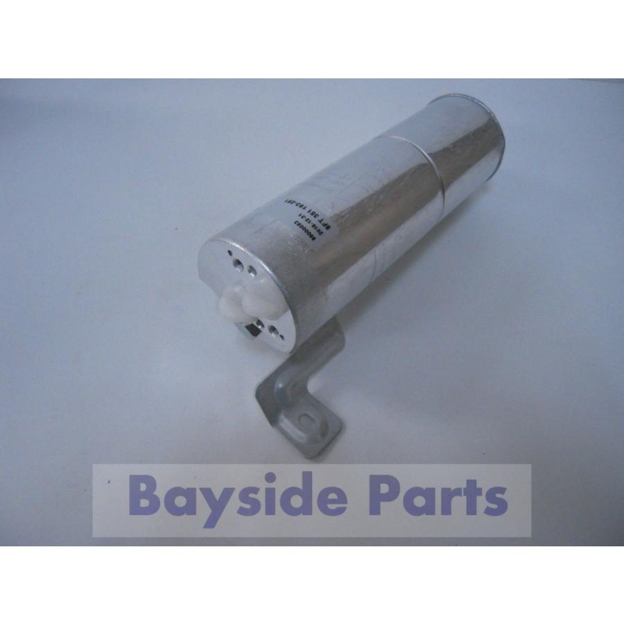 Mercedes-Benz ベンツ W221 W216 リキッドタンク レシーバータンク （センサー別）2218300283 優良品 ...