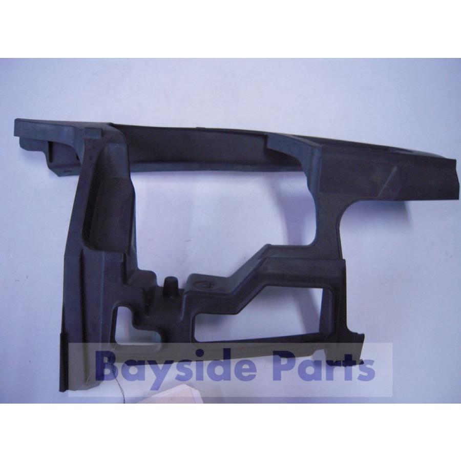 フォルクスワーゲン（Volkswagen） VW フロントバンパーブラケット 右 5K0807724B 純正品 : Bay side ...