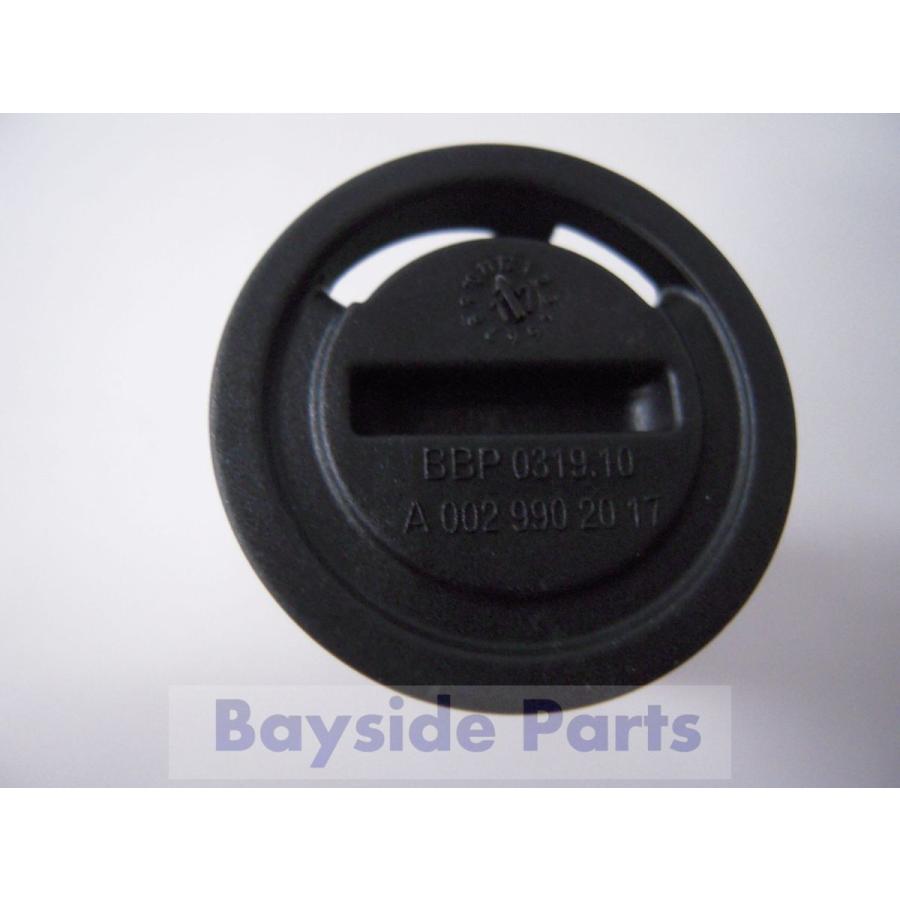 Mercedes-Benz ベンツ 純正品 エンジンオイルドレンコック ドレンボルト 0029902017 : Bay side parts ...