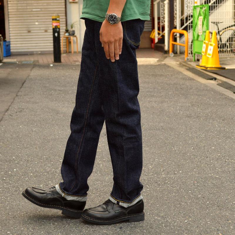 FULLCOUNT フルカウント、"1101"、ORIGINAL STRAIGHT オリジナルストレート [ルーズストレート] [ライトオンス] [ヴィンテージ系色落ち] :fullcount ...