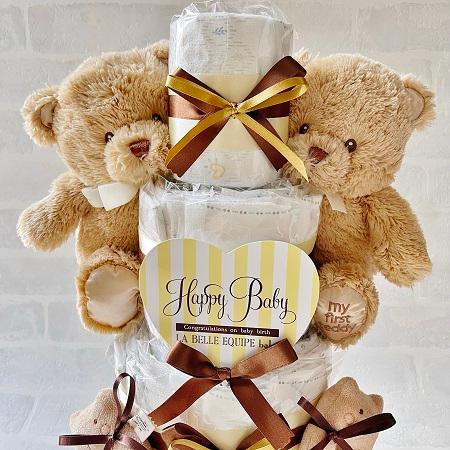 おむつケーキ 双子 出産祝い ベビー ギフト 4段オムツケーキ twins イエロー×ブラウン :208:LA BELLE EQUIPE baby ヤフー店 - 通販 - Yahoo!ショッピング