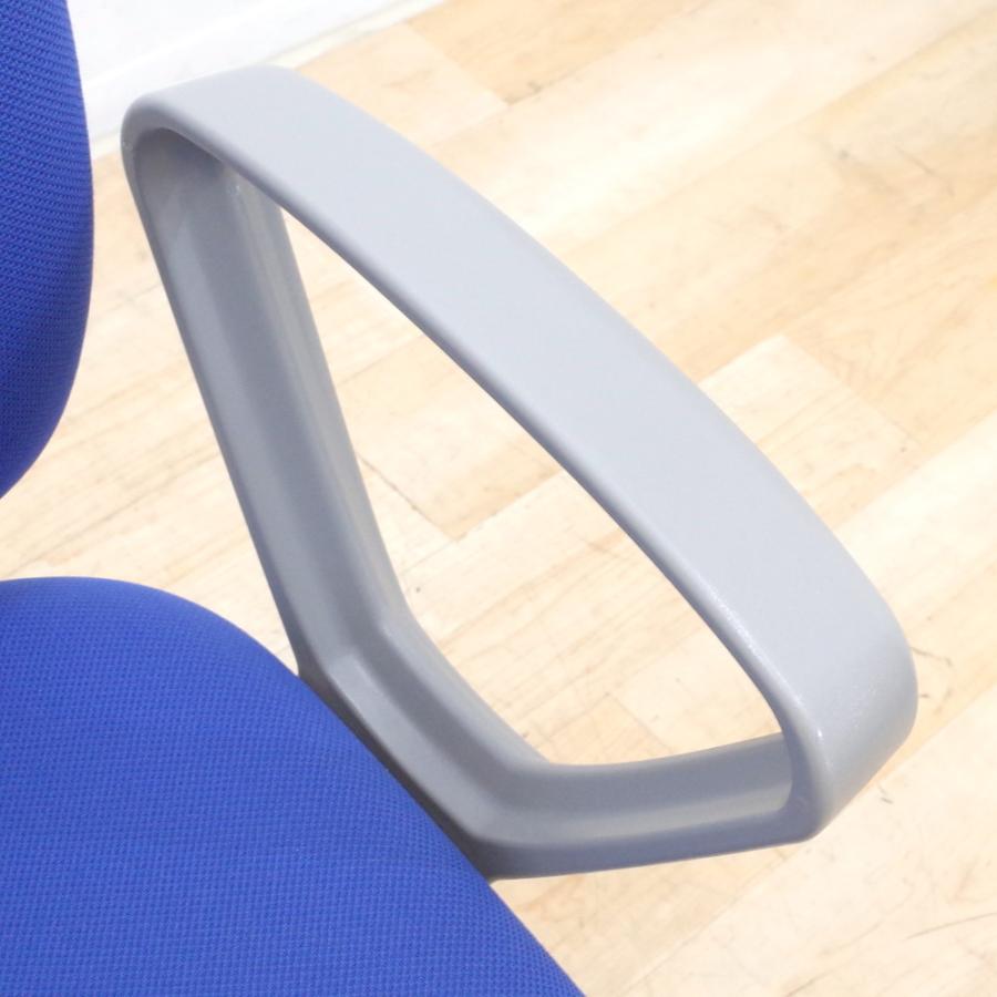 オカムラ オフィスチェア okamura CG-R CN45GR FM36 肘付き ブルー 事務椅子 デスクチェア パソコンチェア 布張り KK14745 中古オフィス家具 : ビックリユース ...