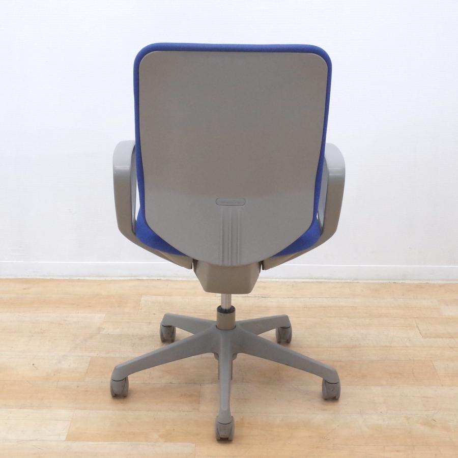 オカムラ オフィスチェア okamura CG-R CN45GR FM36 肘付き ブルー 事務椅子 デスクチェア パソコンチェア 布張り KK14745 中古オフィス家具 : ビックリユース ...