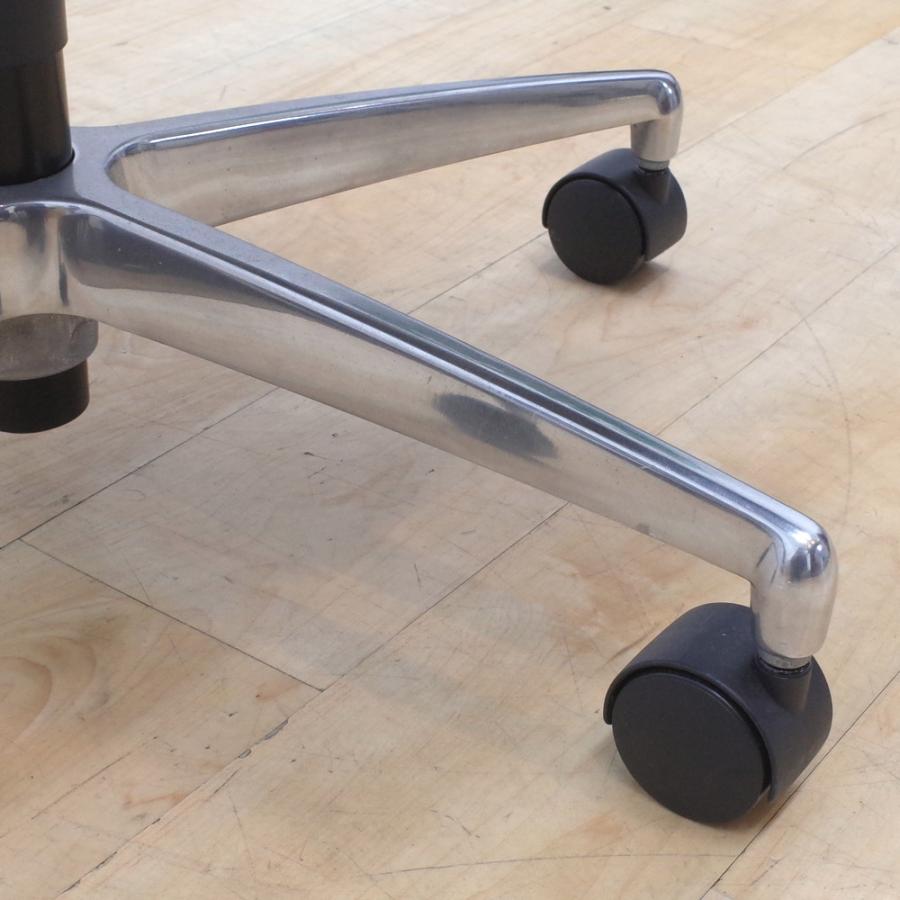 イトーキ オフィスチェア ITOKI プレクサス KWE-655LE-Z9T1 肘付きオフィスチェア 黒 エグゼクティブ ハイバック 役員 レザー 革張り KK15908 中古オフィス家具 ...