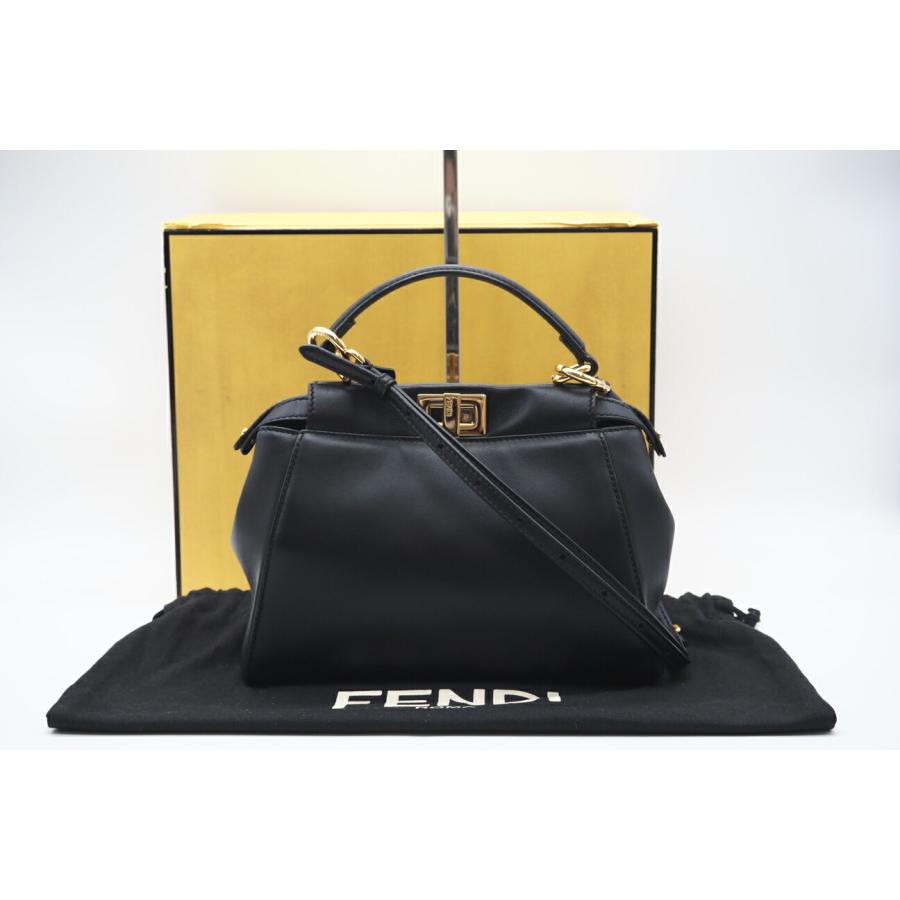 ☆安心の3大保証☆ ABランク ≪FENDI フェンディ/2WAYバッグ≫ 8BN244 レザー ピーカーブー ミニ ショルダー ブラック 黒 美品 : リユースショップ BICLOCK ...