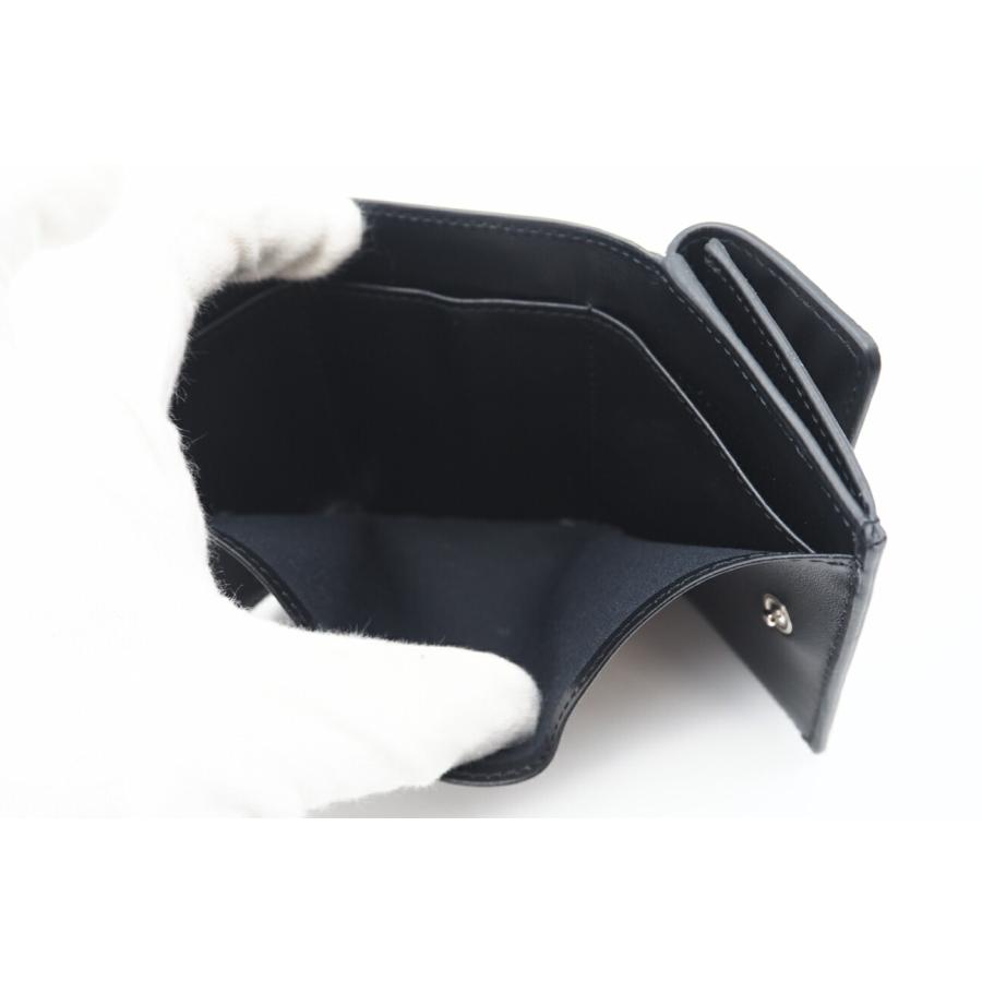 ☆安心の3大保証☆ ABランク ≪FENDI フェンディ/三つ折り財布≫ 8M0395 FENDI ローマ マーク ジェイコブス コンパクトウォレット ブラック ホワイト FENDI（フェンディ） ☆安心の3大保証☆ ABランク ≪FENDI フェンディ