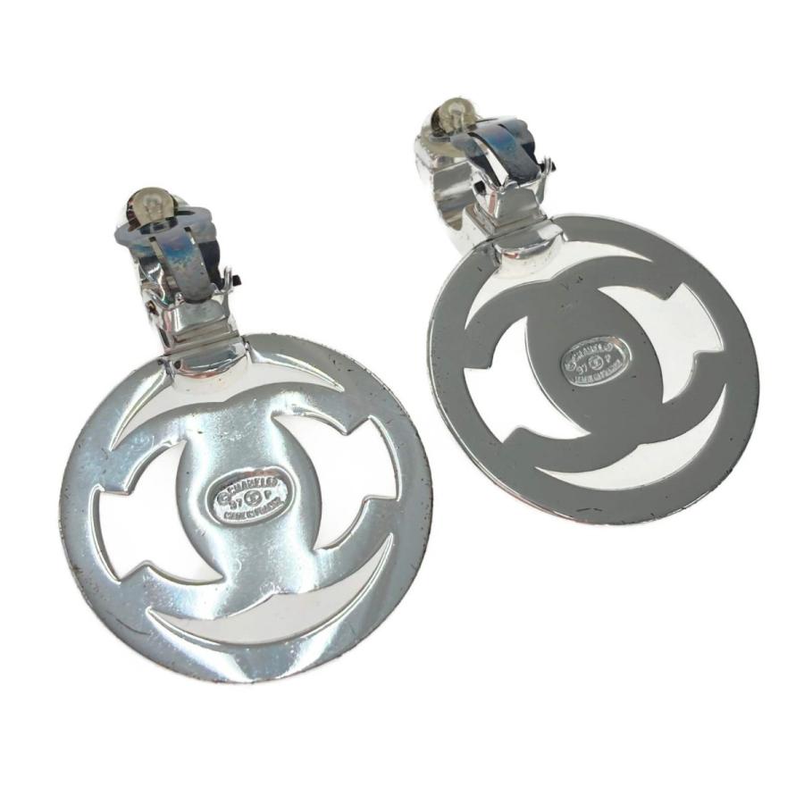 CHANEL ☆☆ シャネル ココマーク ターンロック イヤリング 97P シルバー ヴィンテージ 箱有 やや傷や汚れあり : リサイクルビッグバンヤフー店 - 通販 - Yahoo!ショッピング