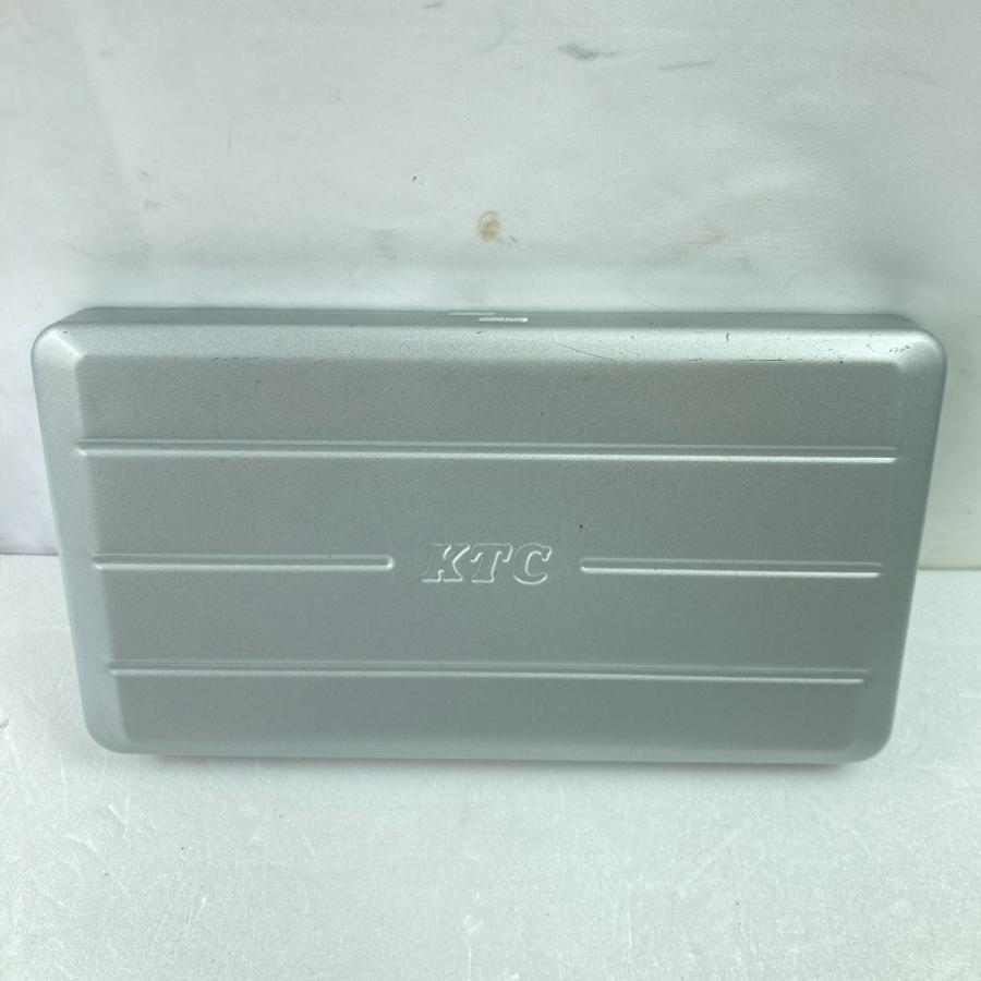 KTC ケーティーシー 6.3sq.ソケットレンチセット(25点) ミリ・インチサイズ 差込角6.35mm ケース付 TB2X20B シルバー やや傷や汚れあり : リサイクルビッグバンヤフー ...