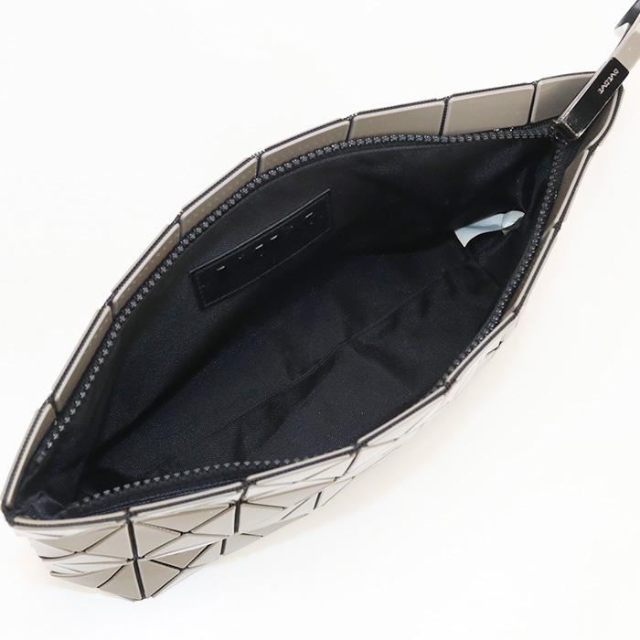 中古良品 ISSEY MIYAKE イッセイ ミヤケ クラッチバッグ 中古良品 ISSEY MIYAKE イッセイ ミヤケ クラッチバッグ