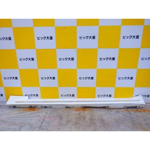 トヨタ クラウン サイドステップ 左 ARS220 75860-30490 : ビッグ大里 中古パーツ - 通販 - Yahoo!ショッピング