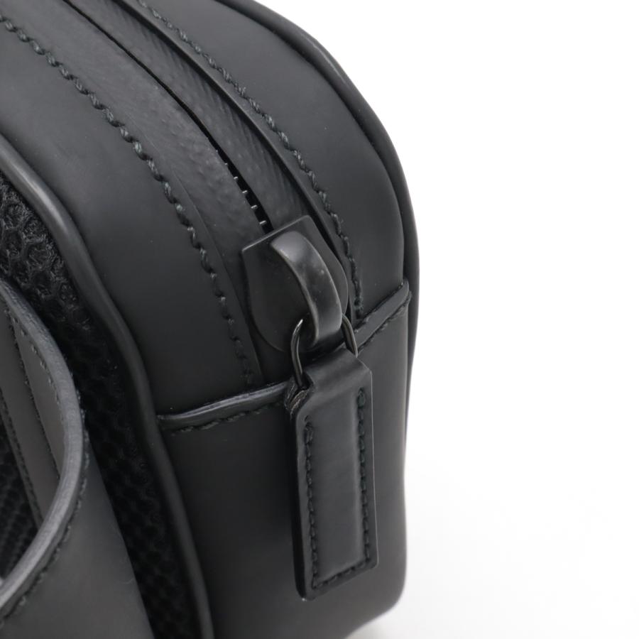 GUCCI（グッチ） GG ラバーエフェクト スモール ベルトバッグ ボディ