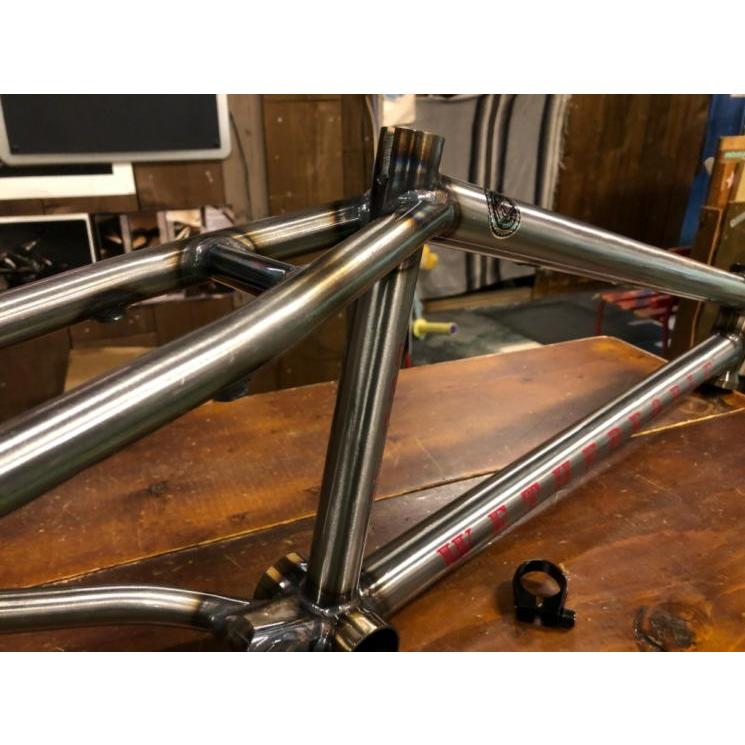 自転車 BMX 20インチ ストリートフレーム WETHEPEOPLE REVOLVER FRAME 21"TT - RAW : BMX ...