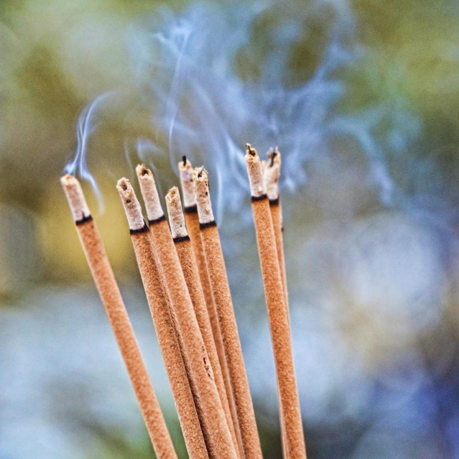 タイのお香 (80-90g) アジア 雑貨 タイ直輸入 タイ 福のお香 香りの良いお線香 : BOKUZOU Yahoo!店 - 通販 - Yahoo!ショッピング