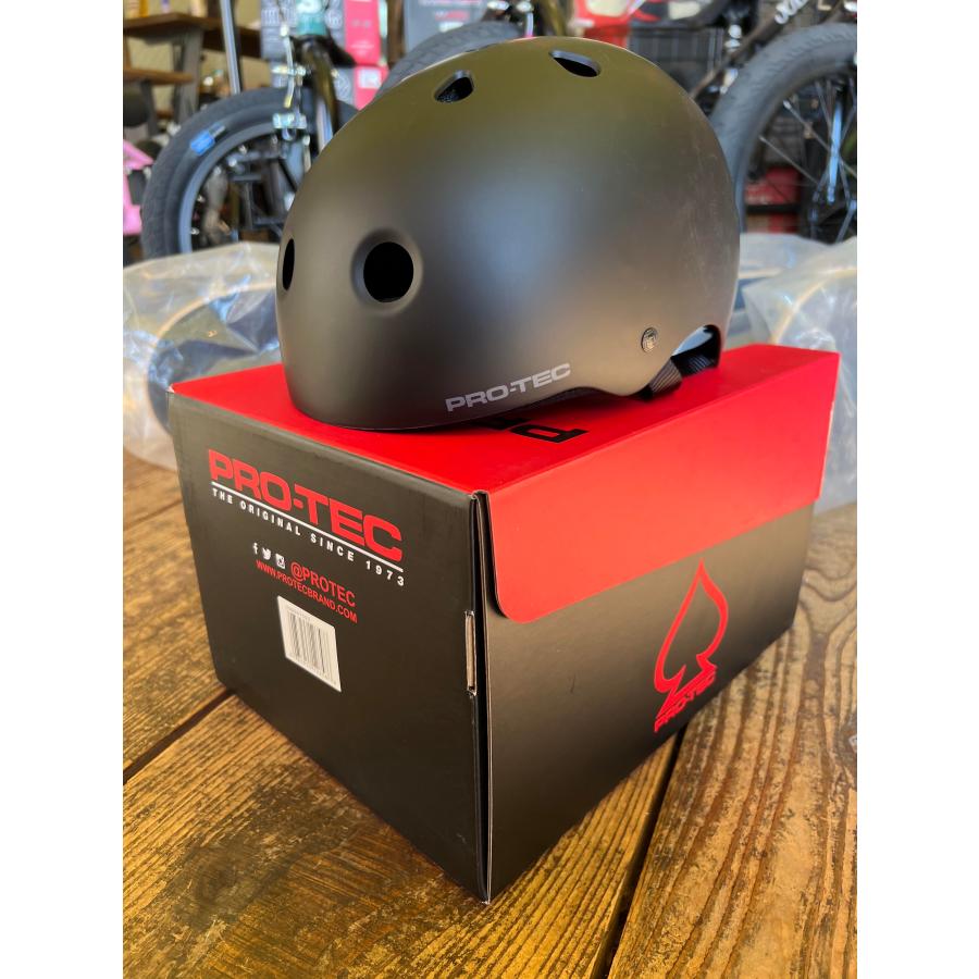 PRO-TEC（スポーツ） PROTEC プロテック CLASSIC SKATE ブラック おすすめ ヘルメット 半キャップ 子供 大人 ストリート パーク ブレイクダンス オリンピック 正規 ...