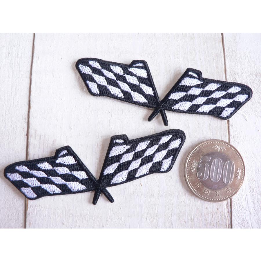 ワッペン チェッカーフラッグ 旗 はた アイロンワッペン 小 Cタイプ 1枚 #1576 : ブーブーハウス Yahoo!店 - 通販 - Yahoo!ショッピング