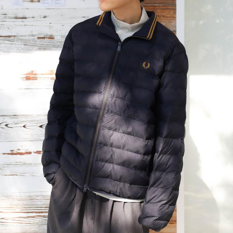 FRED PERRY フレッドペリー Insulated Jacket 中綿 ナイロン FRED PERRY フレッドペリー Insulated Jacket 中綿 ナイロン