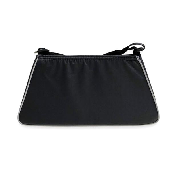 adidas Originals ミニエアライナーバッグ （ブラック/シルバー）（IW8621） : UNITEDPAZZO オンライン ...
