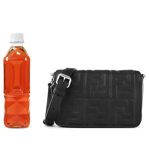 FENDI フェンディ ショルダーバッグ フラップバッグ ズッカ柄 FENDI フェンディ ショルダーバッグ フラップバッグ ズッカ柄