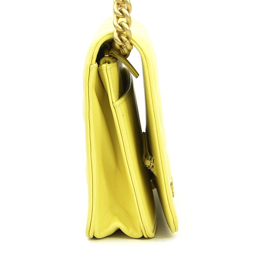 CHANEL シャネル ボーイシャネル 斜め掛けショルダーバッグ チェーンウォレット ライトイエロー/ゴールド 14063 レディース【中古】 e60914a CHANEL（シャネル） 斜め掛けショルダーバッグ チェーンウォレット